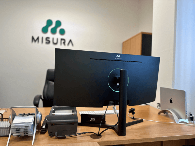 A che altezza posizionare il monitor? - MISURA